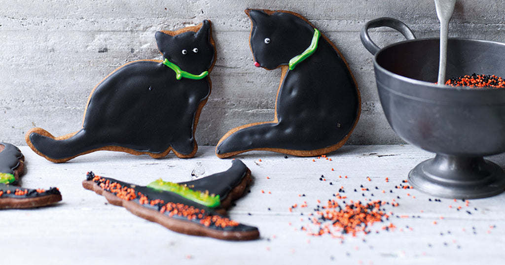 Witches Cats and Hats Gingerbread Recipe | Magical Animal Cakes | RPS ...